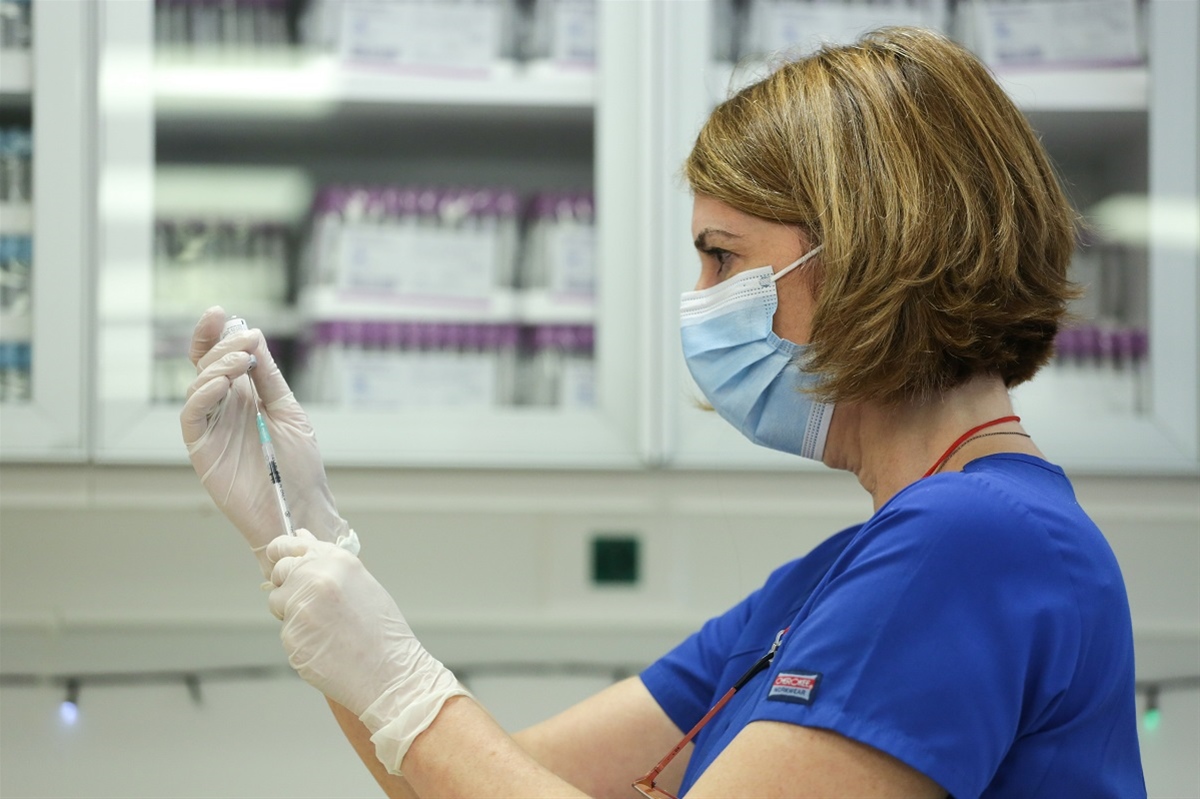 Οδηγίες για τον Εμβολιασμό Έναντι του SARS-CoV-2 σε Άτομα με Υποκείμενα ...
